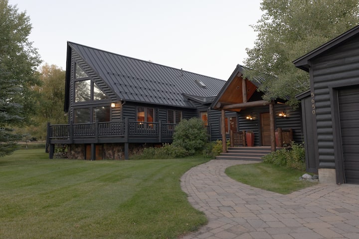 Bugling Elk 5 Bedroom Luxury Home In Jackson - Jackson, WY