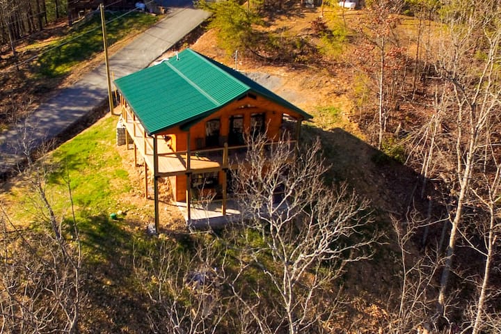Hiker's Ridge - 2br - Easily Accessible In The Hea - Townsend, TN
