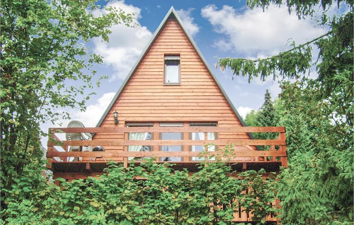 2 Bedroom Nice Home In Bad Lobenstein - Saalburg-Ebersdorf