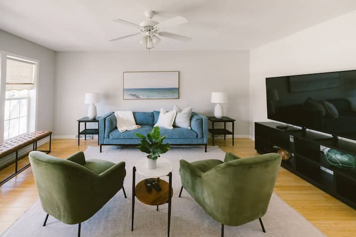 Spacious Midtown Cottage: 10min To Beach+ King Bed - Wrightsville Beach, NC