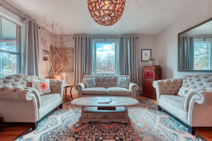 Historic Utah Home W/ Vintage Charm 4bd/3ba - Kanab, UT