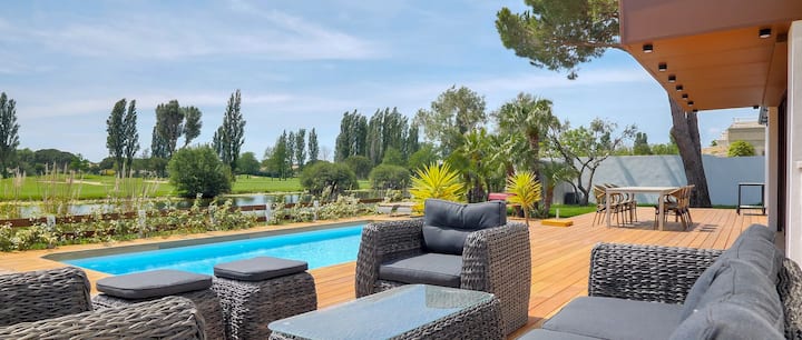 Villa Exceptionnelle Avec Piscine Et Vue Sur Le Golf - La Grande-Motte