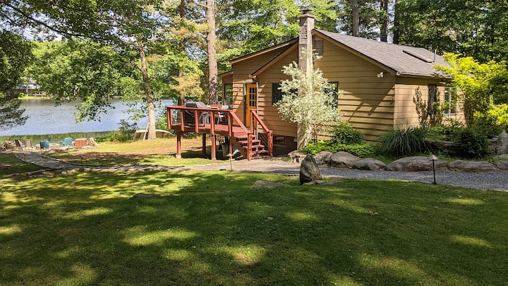Cottage On House Pond - Lake Wallenpaupack, PA