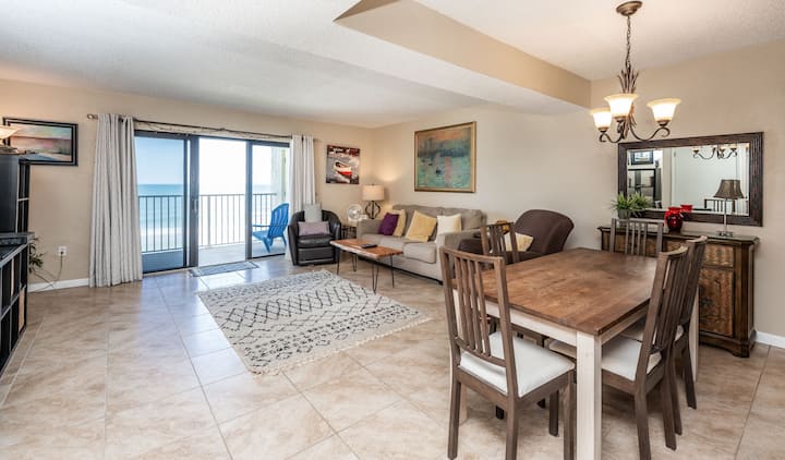 Castle Reef - 333 Stunning Direct Ocean Front Condo On The No Drive Part Of The Beach! - New Smyrna Beach, FL