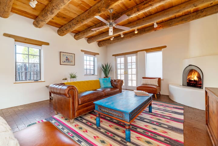Authenticity Meets Comfort In Santa Fe's Heart - Santa Fe