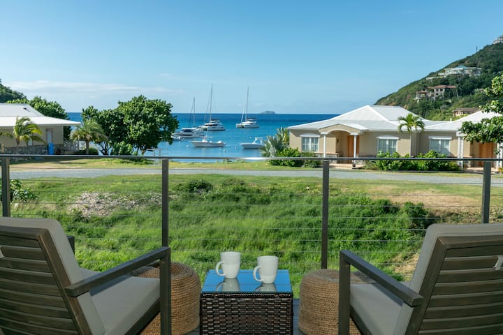 Castaways Villa- Steps From Beach With Kayaks - Saint John