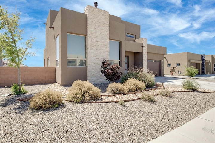 Albuquerque House Vacation Rentals - New Mexico, United States | Airbnb
