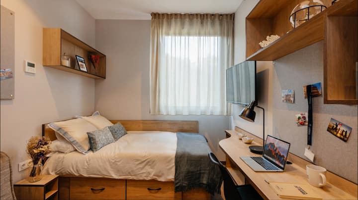 Comfortable Studio In The Heart Of Bilbao - ビルバオ