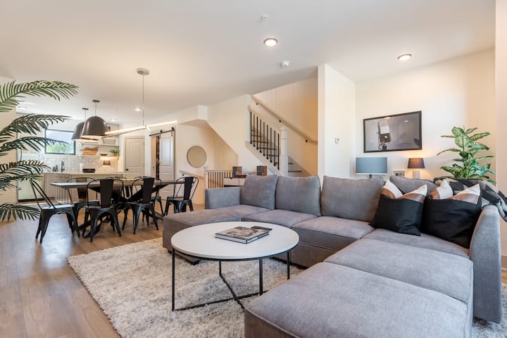 The Jailhouse Rock - Townhome With Skyline View - Nashville