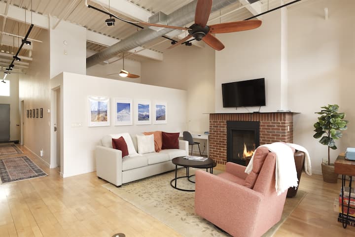 Modern Home W/ Rooftop Deck & Gym | Mid-valley - Carbondale, CO