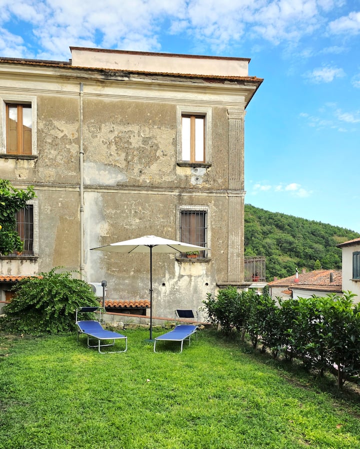 In Pietra Con Giardino, Wifi E Aria Condizionata - Acciaroli