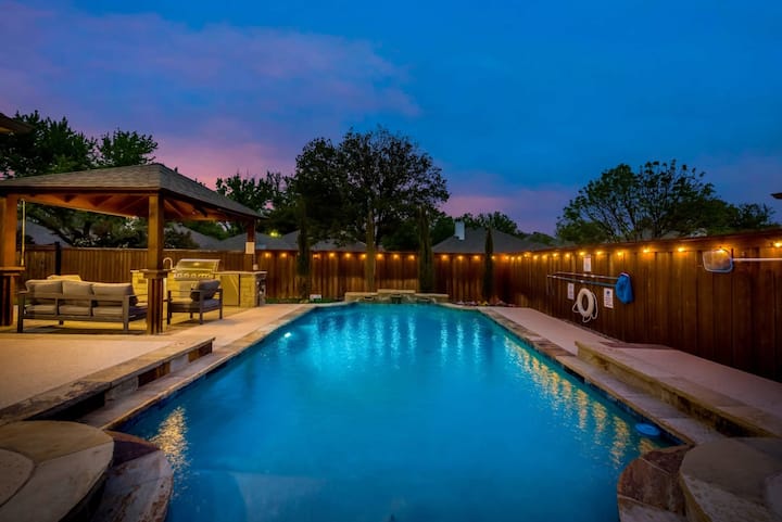 Valley Vista Luxury Retreat W Pool, Cinema, Games - Grapevine, TX