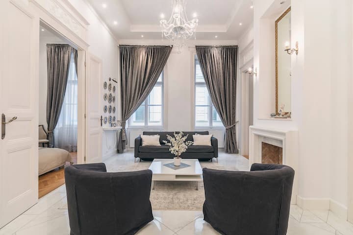 Elegant & Secure Flat By The Basilica With A/c - Budapest