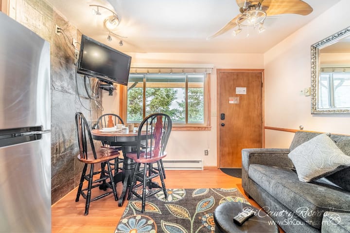 Top Floor Unit With Many Upgrades! Ski In, Walk Everywhere! | Pm6a - Breckenridge, CO