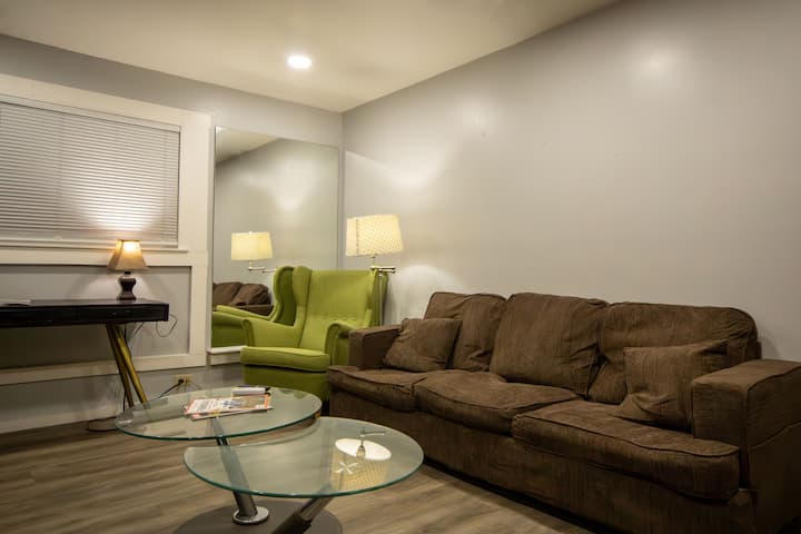 Chic Capitol Hill Apartment - Seattle, WA