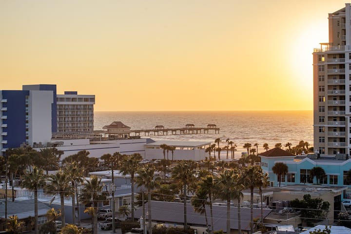 Your Relaxing Getaway Awaits! 3 Convenient Units - Clearwater, FL