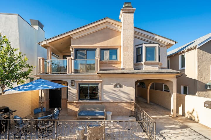 Southern California Lifestyle With Elegant Living - Newport Beach, CA