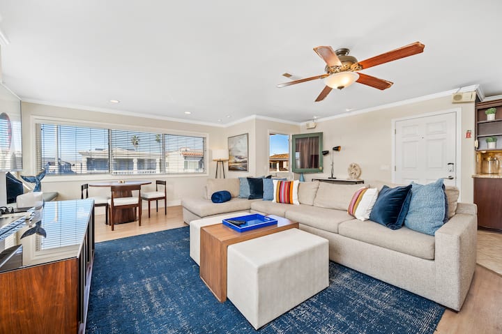 Stay At The Beach In Style! - Newport Beach
