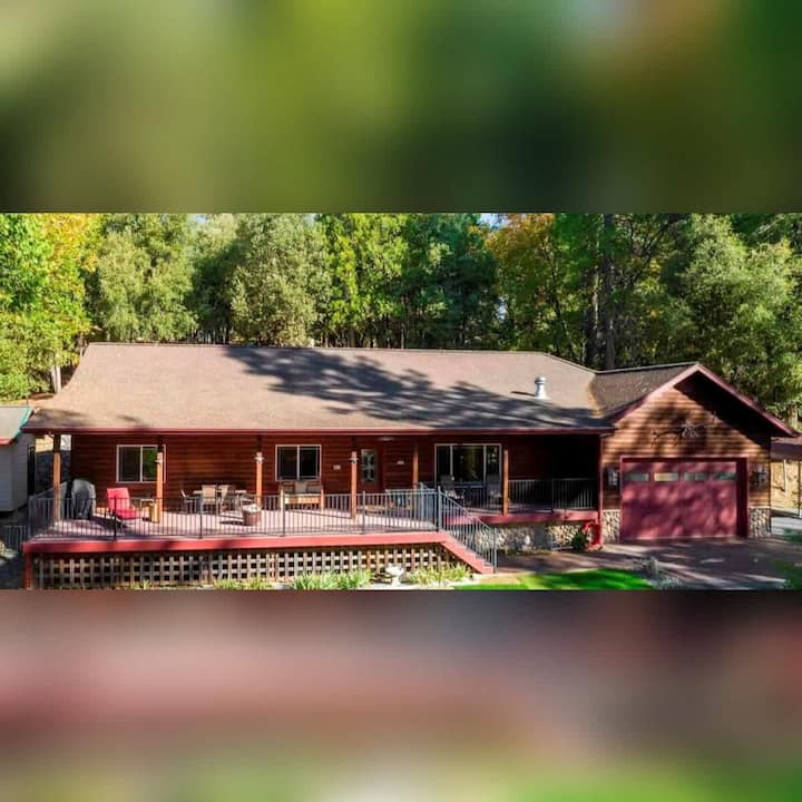 Deer Lodge – Beautiful, Spacious Home With Hot Tub - Twain Harte, CA