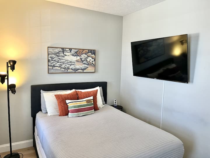 Fall Foliage: Room #10 At The Bradford - Branson, MO