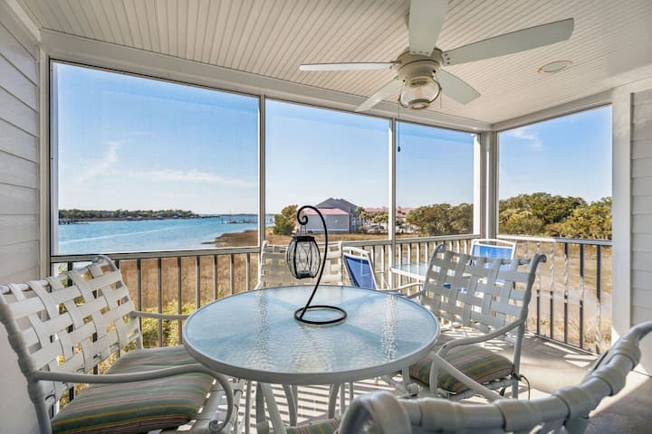 River Views! Pool, Walk To Town & Beach - Tor 2b - Johns Island, SC