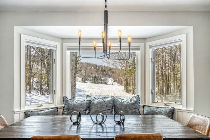 Bretton Woods, New Ski In/out | Fireplace Gameroom - Bretton Woods, NH