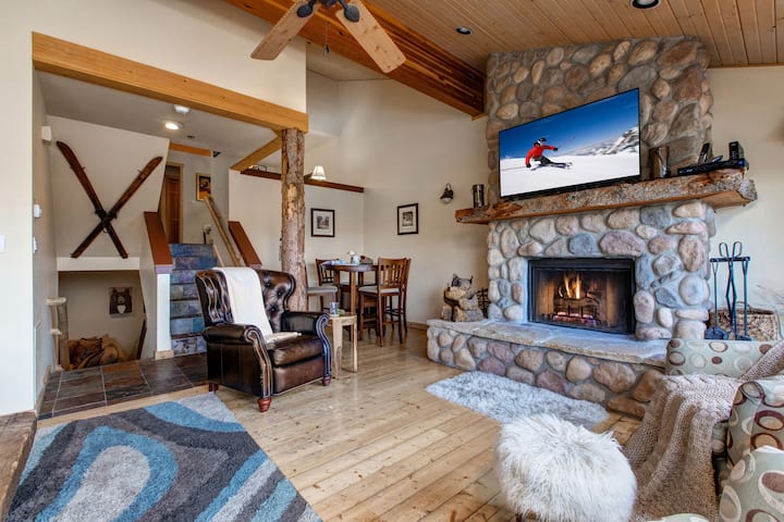 Luxury Townhome + Sauna! Chatham Crossing 2189 - Park City, UT