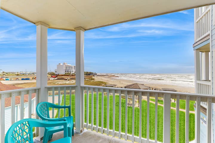 2br Soundview 2nd-floor | Balcony | Pool - Galveston, TX