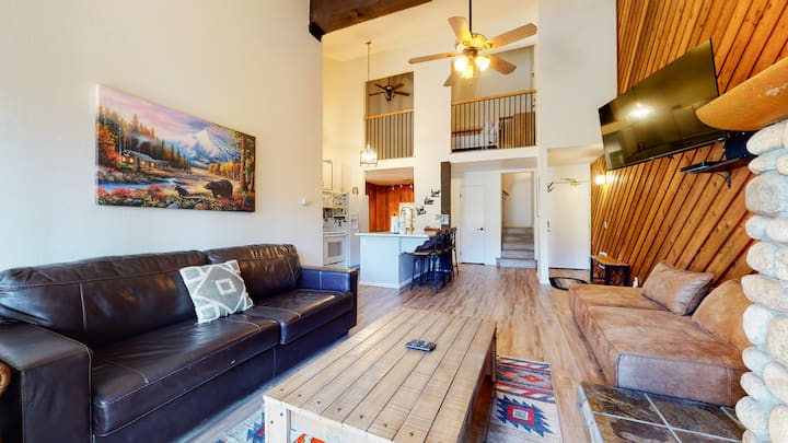 Crestview #2 | Close To The Village, Near Year-rou - Mammoth Lakes, CA