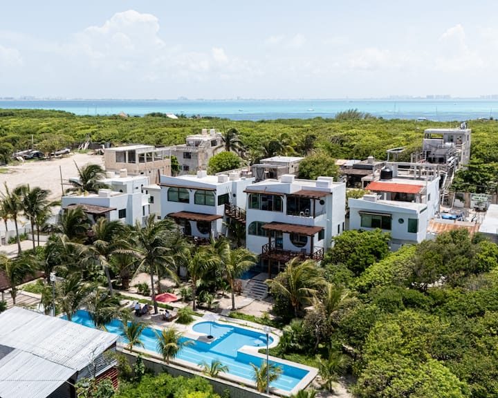Oceanview Villa + The Best Pool With Sunrises! - Isla Mujeres