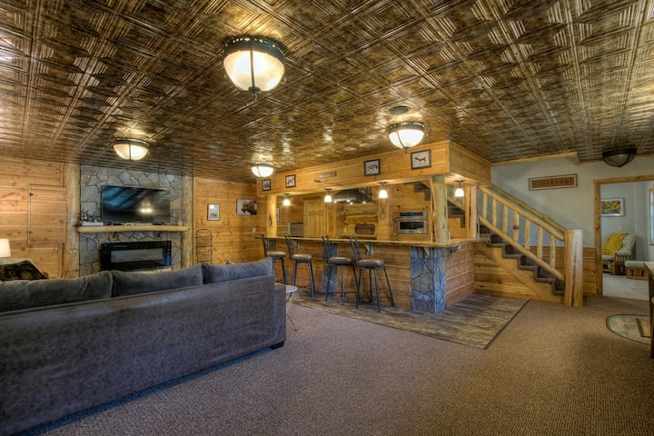 Dog-friendly 3br House With Swimming Pool Access! - Custer, SD