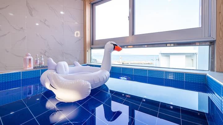 귀여운 인테리어 #오션뷰를 가진 숙소의 Suite-402(복층) - Geoje