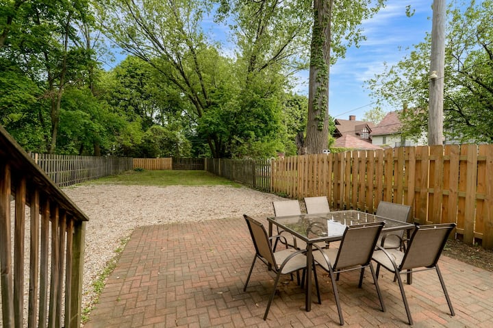 Sunflower On Lee Ave| Weekend Getaway|6br - Cleveland, OH