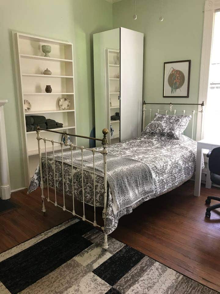 Twin Room Next To Unc & Downtown Chapel Hill - Chapel Hill, NC