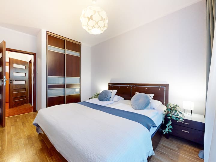 Pineapple Apartment Ochota | 3 Rooms, Ac, Parking - Varsovia