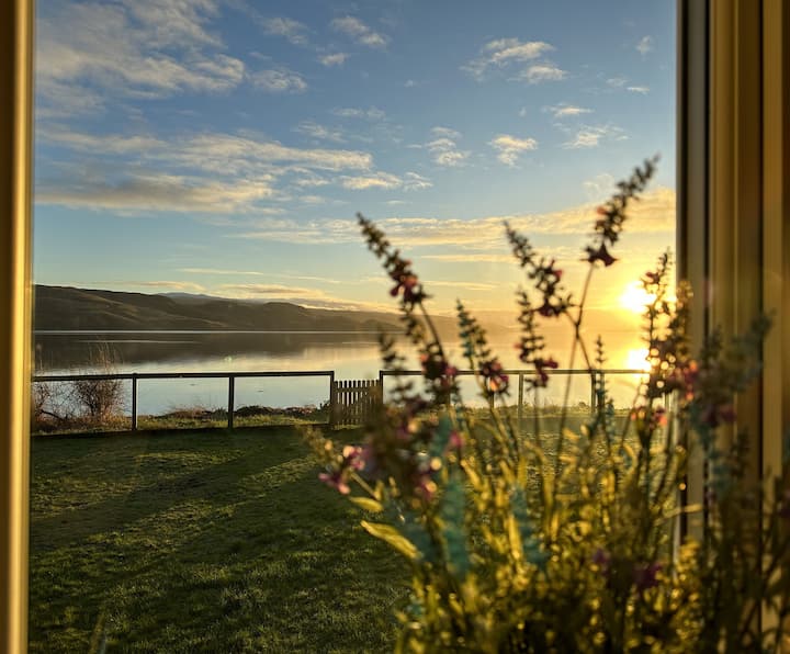 Super Pet Friendly Cottage, Games Room, Loch Front - Inveraray