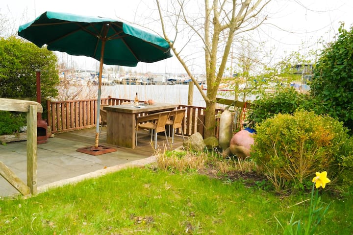 Chalet Unique An Der Marina Avec Sauna Infrarouge - Schiermonnikoog