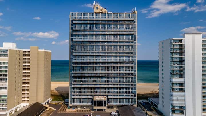 Oceanfront 2 Bedroom 2 Bath Condo With Indoor Pool - Ocean City, MD