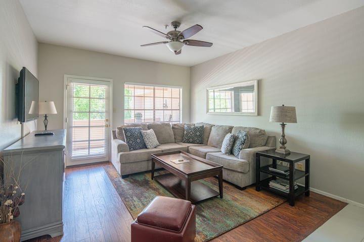 Luxurious 2br Condo In The Heart Of Scottsdale - Scottsdale, AZ