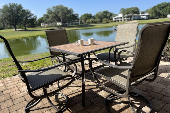 Luxury 3br Golf View Condo W/ Private Patio! - Wesley Chapel, FL