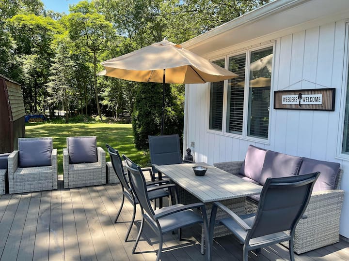 Poppy's Hampton House: Big Yard, Beach, Renovated - The Hamptons, NY