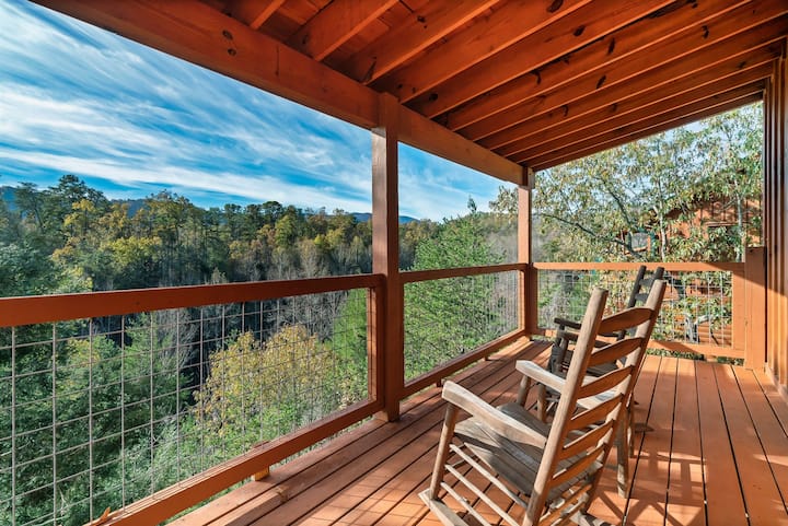 Discount! Heated Pool, Theater, Game Rm – 5 Min To - Pigeon Forge, TN