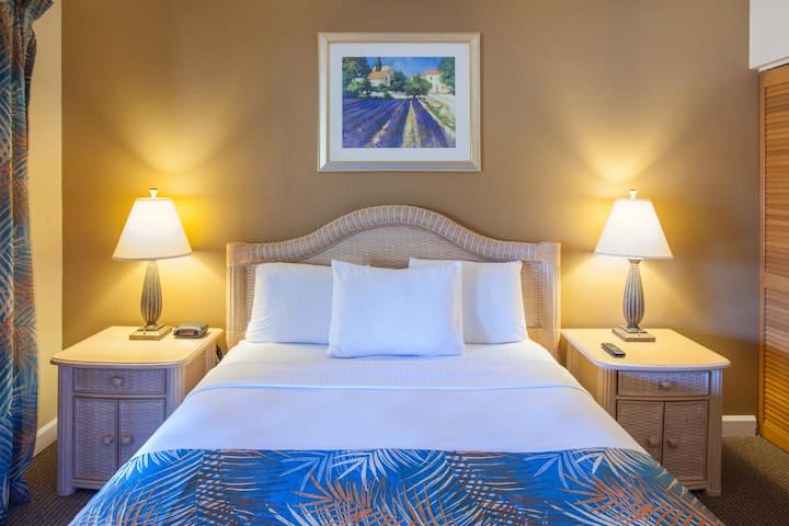 Escape With The Family! Delight In An Amazing Pool - Flagler Beach, FL