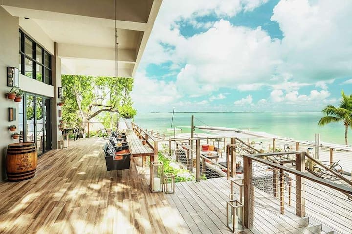 Live In The Sunshine! 4 Waterfront Units - Key Largo