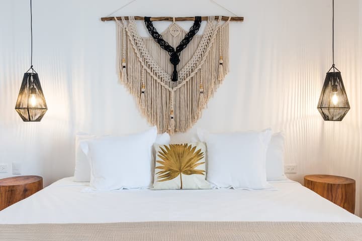 Private Room In Top Location, Microwave And Fridge - Playa del Carmen
