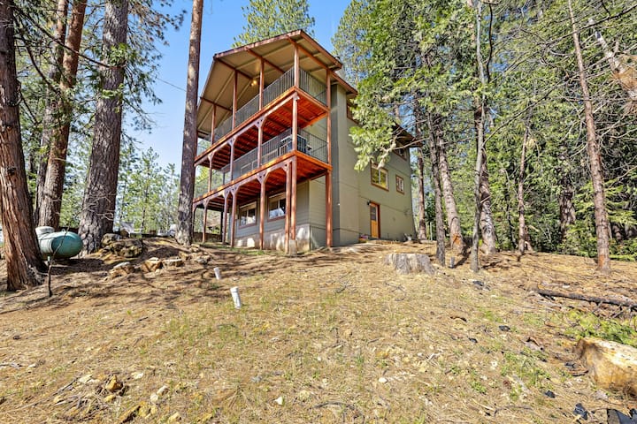 3br | Pool | Fireplace | Deck | Game Room - Arnold, CA
