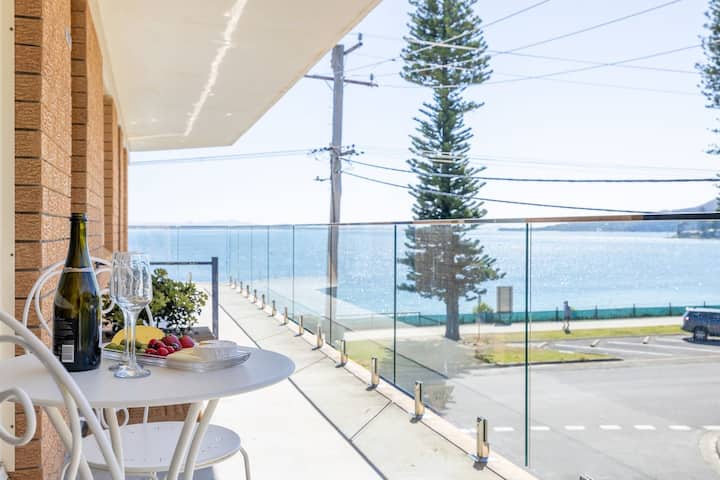 Shoal Towers 5, 11 Shoal Bay Rd - Air Conditioned - Port Stephens