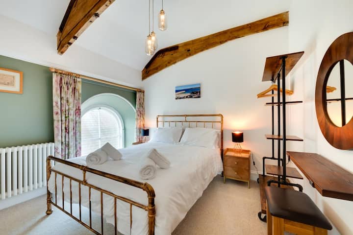 3 Bed In Newbridge (Oc-p00869) - Saint Just