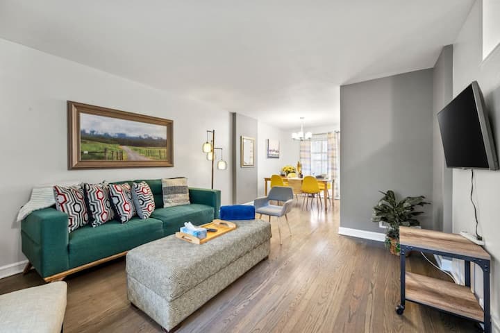 Enjoy Chicago/suburbs 2br Townhouse Fully Equipped - Jefferson Park - Chicago