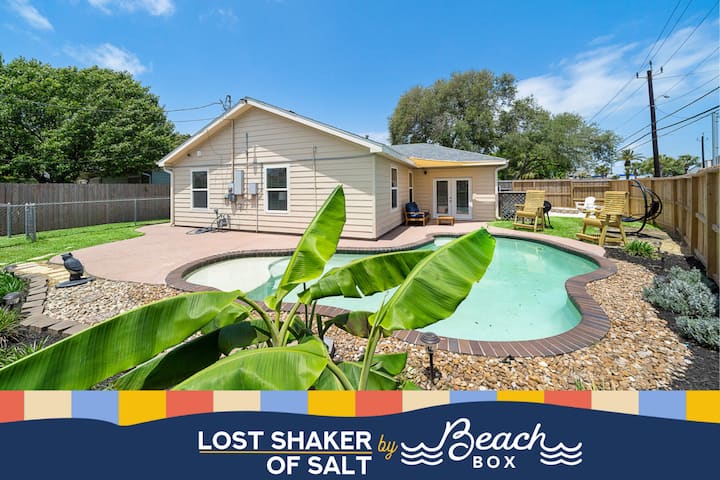 Island Retreat With Pool And Game Room - Galveston, TX